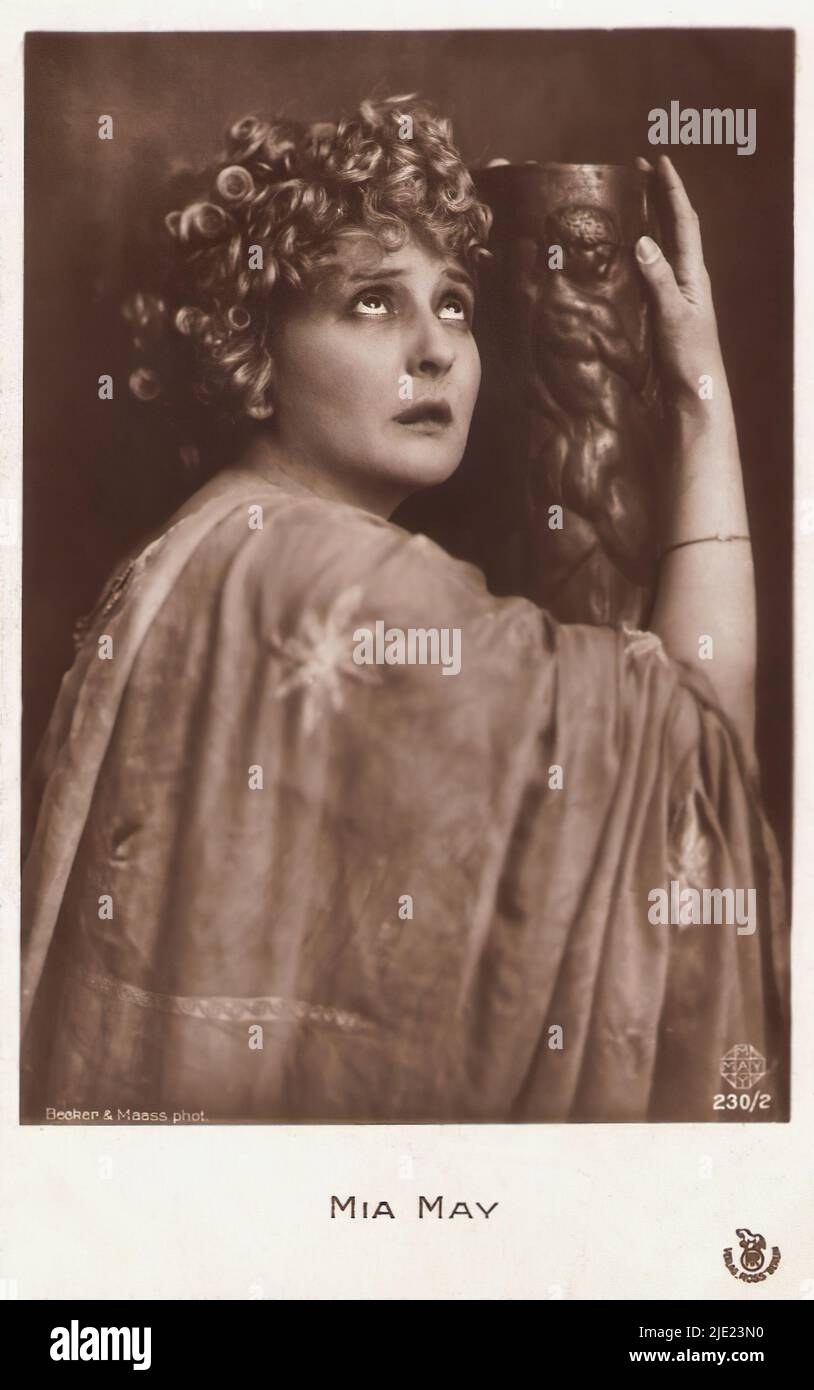 Portrait of Mia May 005 - German weimar era cinema (1918 - 1935 Stock Photo - Alamy