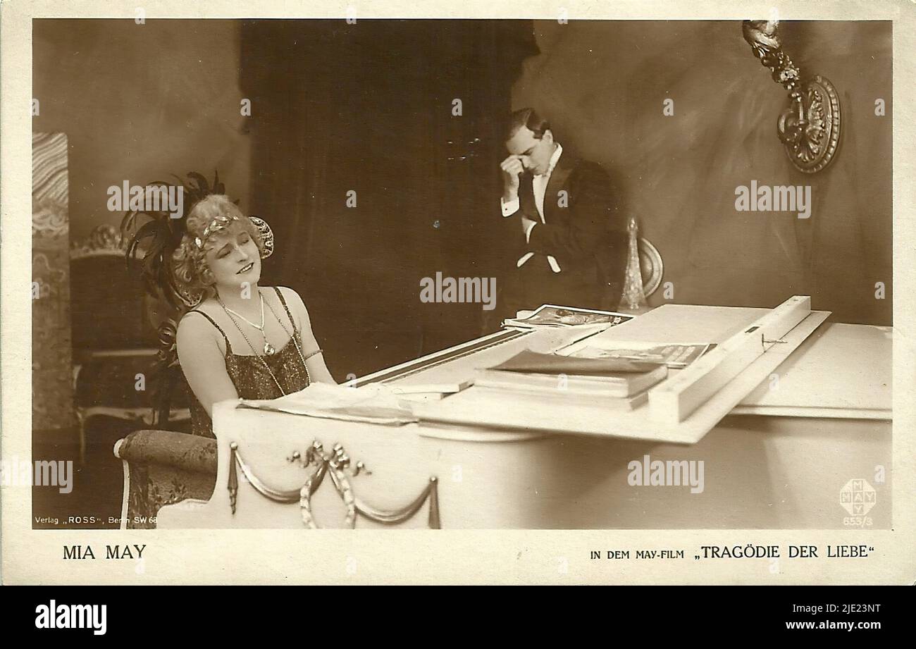 Portrait of Mia May and Vladimir Gajdarov in Tragödie der Liebe 001 - German weimar era cinema ...