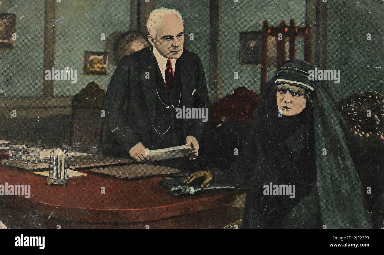 Portrait of Mia May and Rudolf Kettinger in Die Herrin der Welt (1919) - German weimar era ...