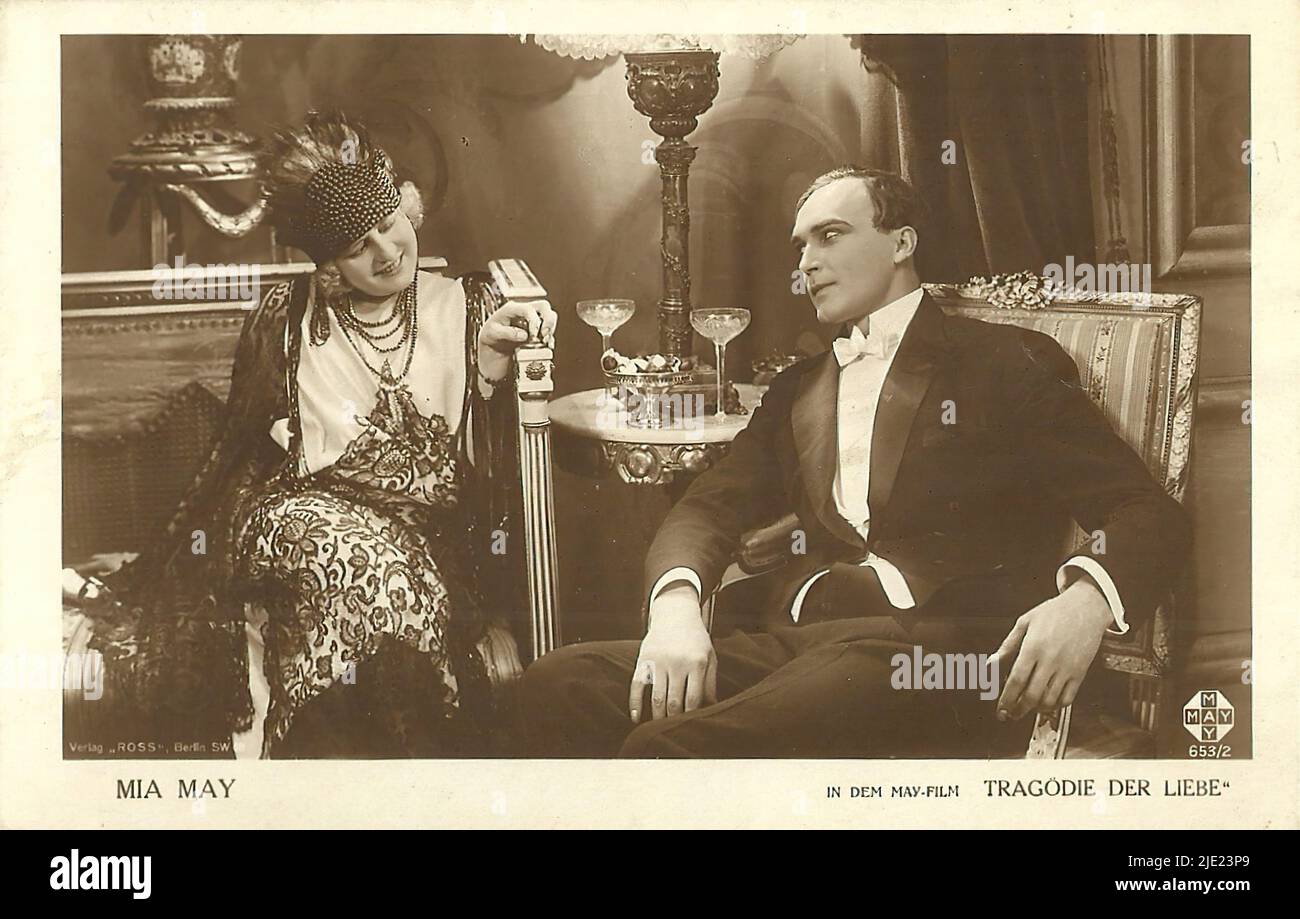 Portrait of Mia May in Tragödie der Liebe 001 - German weimar era cinema (1918 - 1935 Stock ...