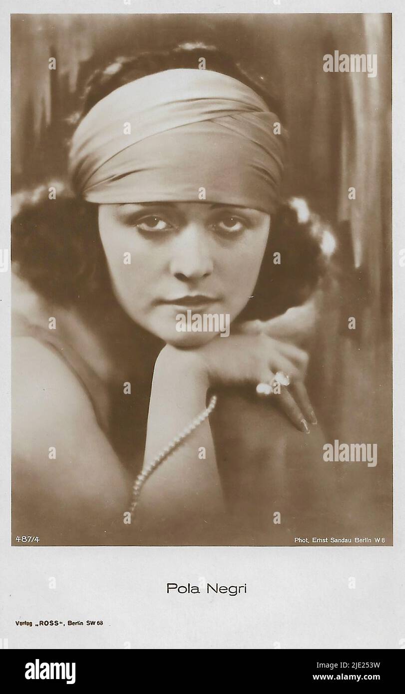 Portrait of Pola Negri 006 - German weimar era cinema (1918 - 1935 ...