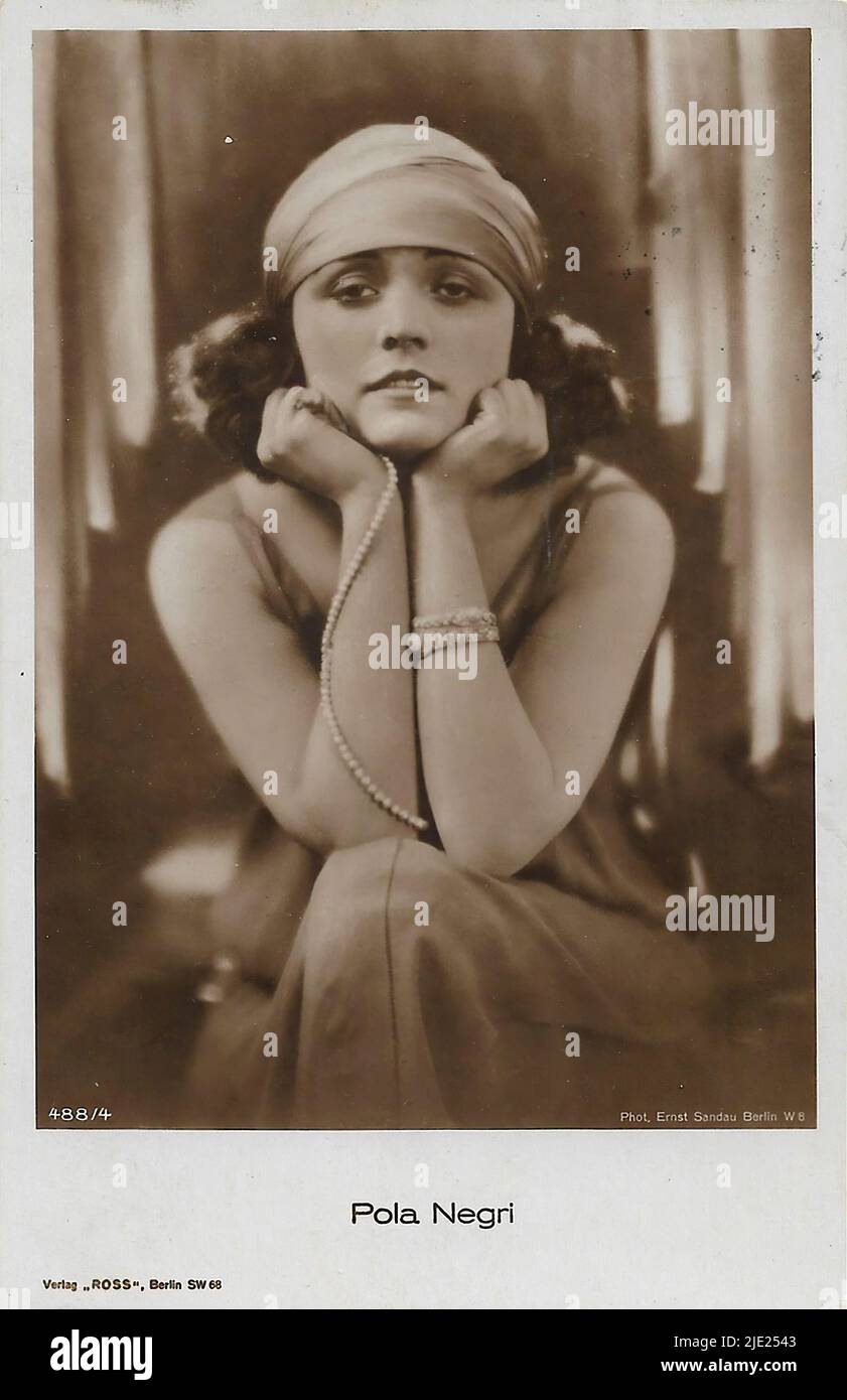 Portrait of Pola Negri 005 - German weimar era cinema (1918 - 1935 Stock Photo - Alamy