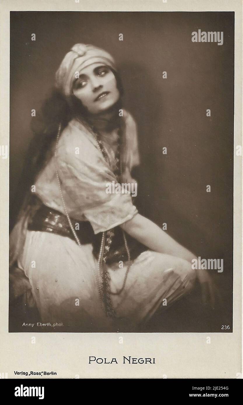 Portrait of Pola Negri 008 - German weimar era cinema (1918 - 1935 ...