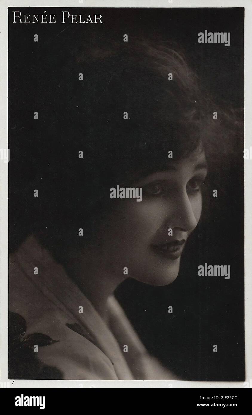Portrait of Renée Pelar - Italian silent cinema era actress Stock Photo - Alamy