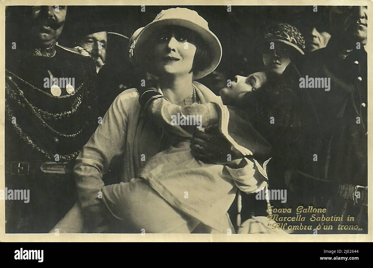 Portrait of Soava Gallone in All'ombra d'un trono 001 - Italian silent ...