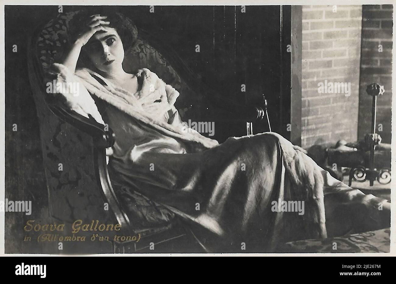 Portrait of Soava Gallone in All'ombra di un trono (1921) 001 - Italian ...