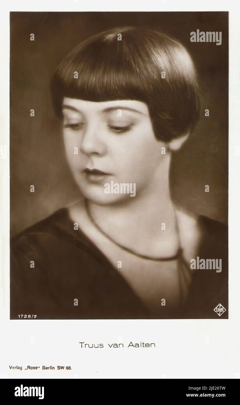 Portrait of Truus van Aalten 003 - German weimar era cinema (1918 - 1935 Stock Photo - Alamy