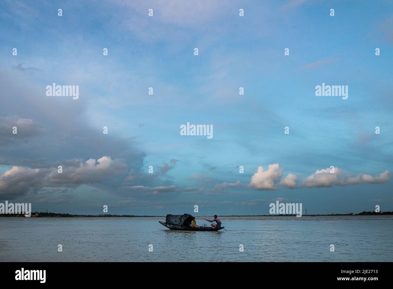 Bangladesh river boat hi-res stock photography and images - Alamy