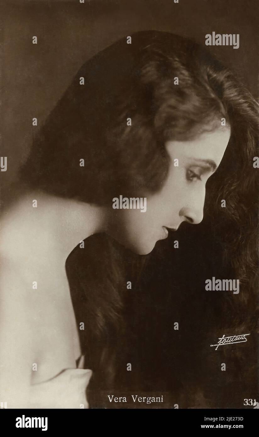Portrait of Vera Vergani - Italian silent movie era Stock Photo - Alamy