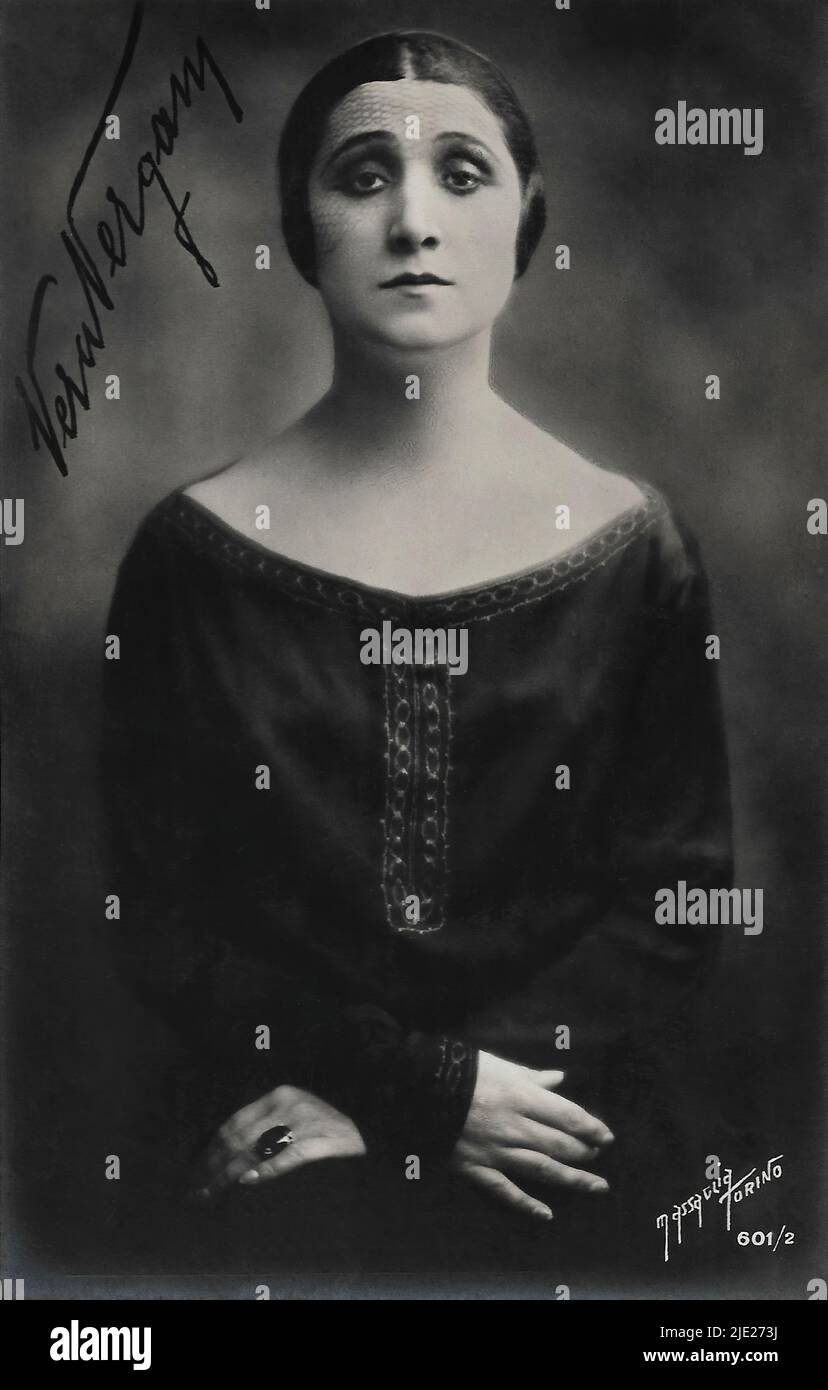 Portrait of Vera Vergani - Italian silent movie Stock Photo - Alamy