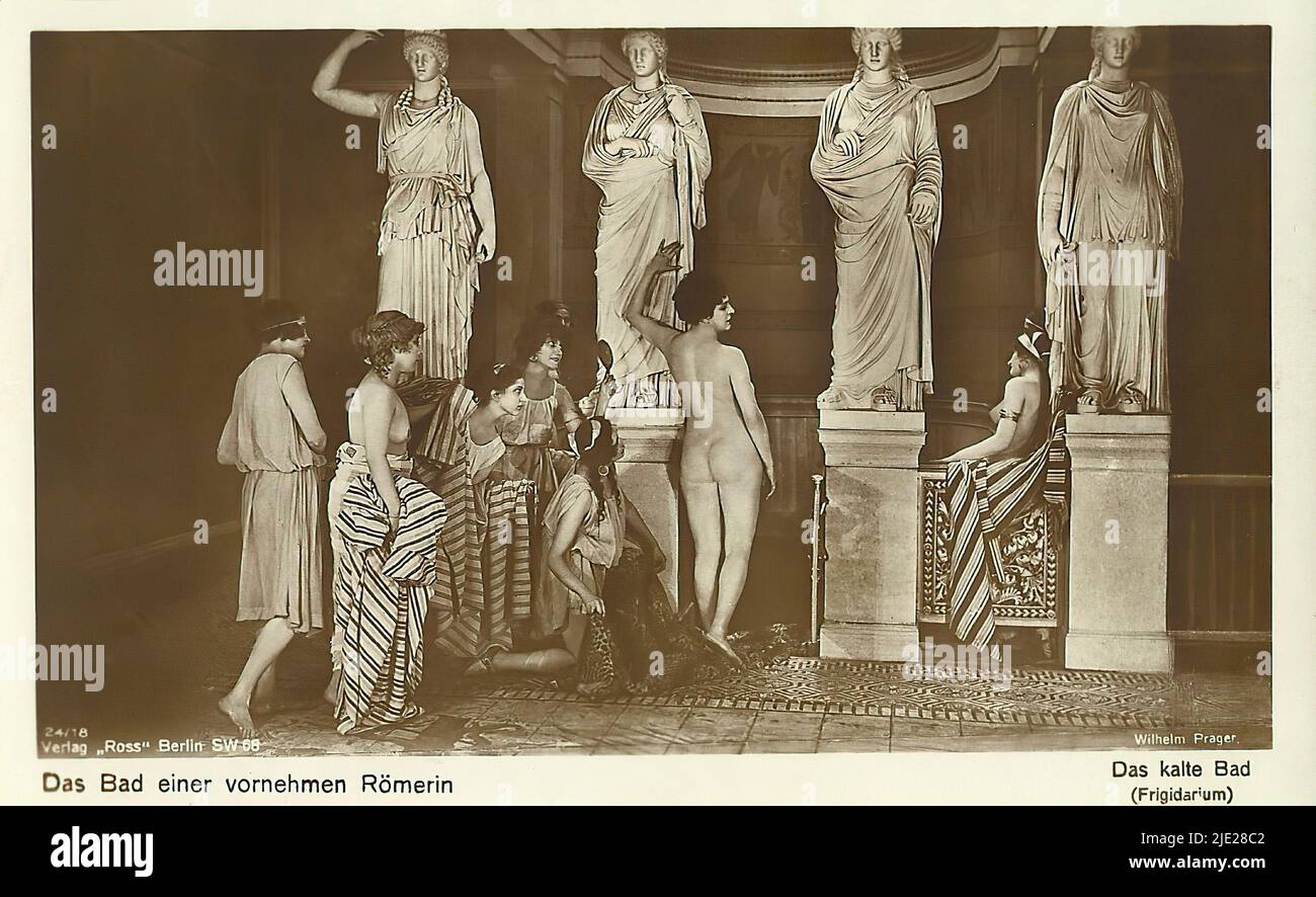 Wege zu Kraft und Schönheit 001 - German weimar era cinema (1918 - 1935 Stock Photo - Alamy