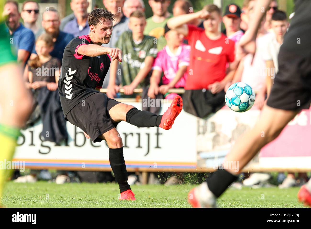 EMMEN, NETHERLANDS - JUNE 24: Jeff Hardeveld of FC Emmen during the ...