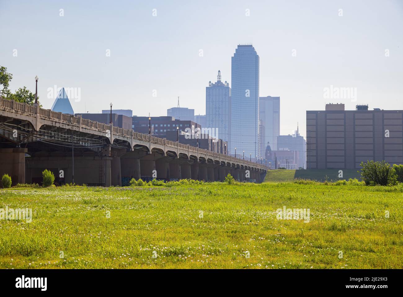 Sunny view of the Dallas skyline from Trinity Overlook Park at Texas ...