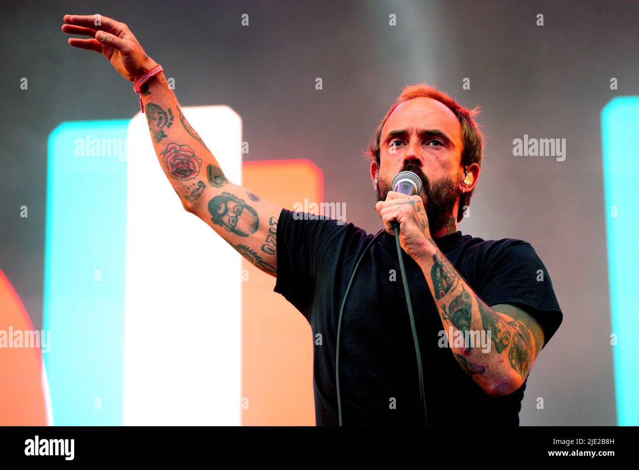Joe Talbot from Idles performing on the Other Stage at the Glastonbury ...