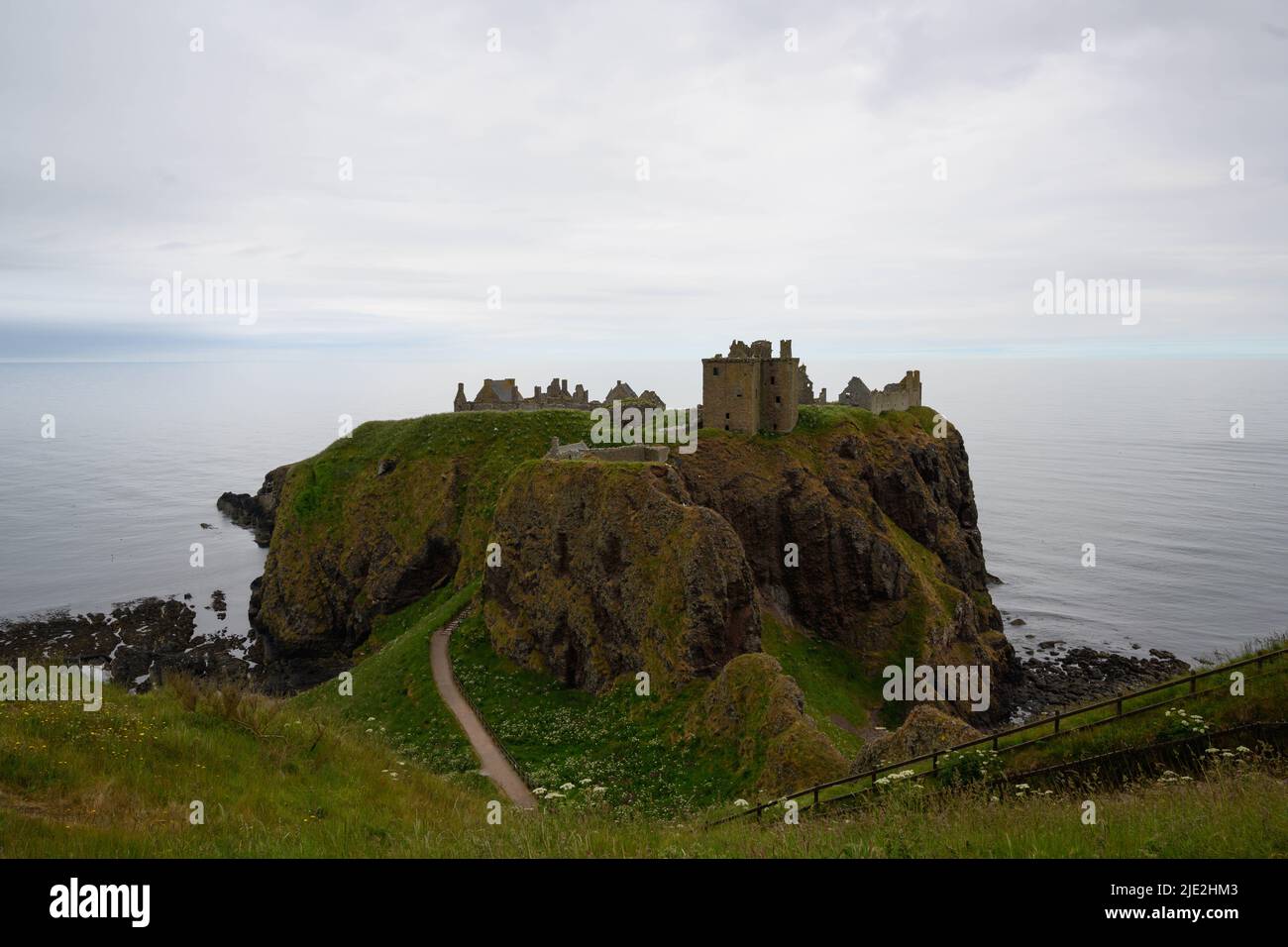 Dunnottar castle on east hi-res stock photography and images - Alamy