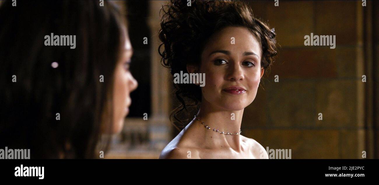 TUPPENCE MIDDLETON, JUPITER ASCENDING, 2015 Stock Photo - Alamy