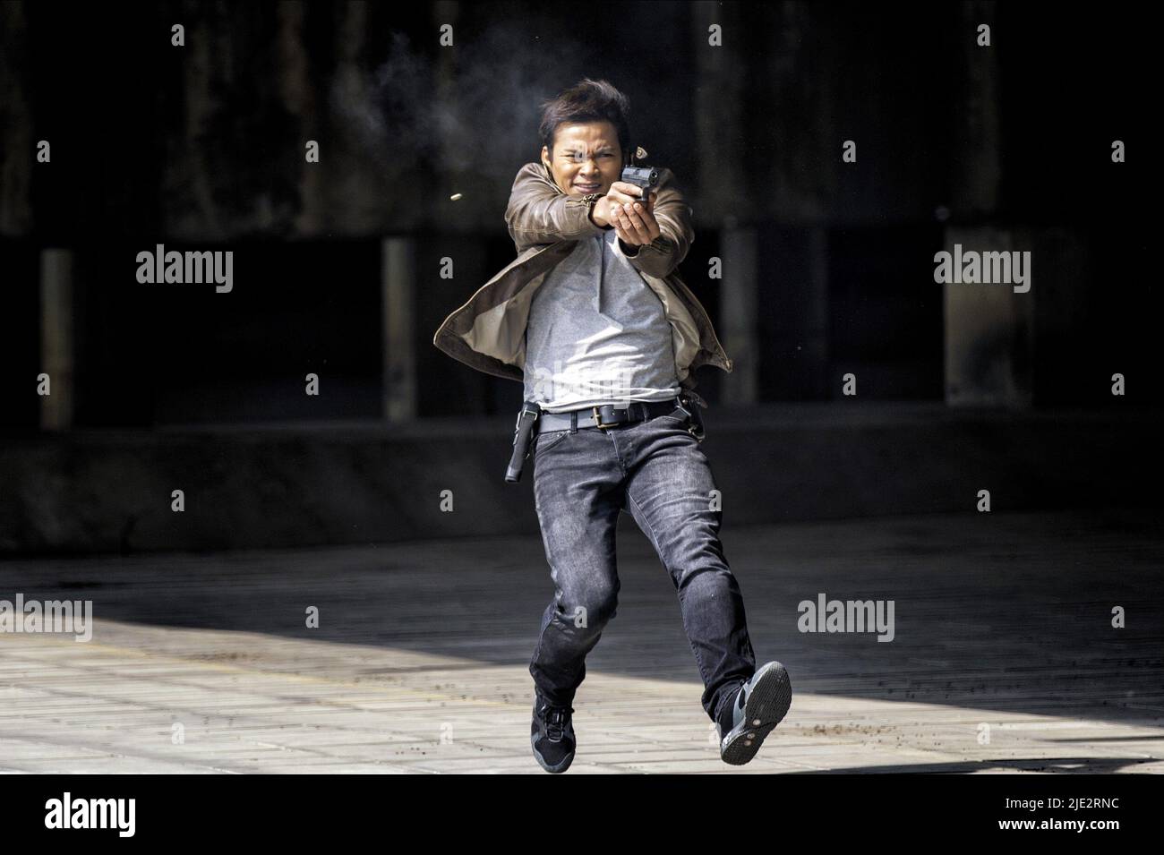 Tony jaa tony jaa hi-res stock photography and images - Alamy