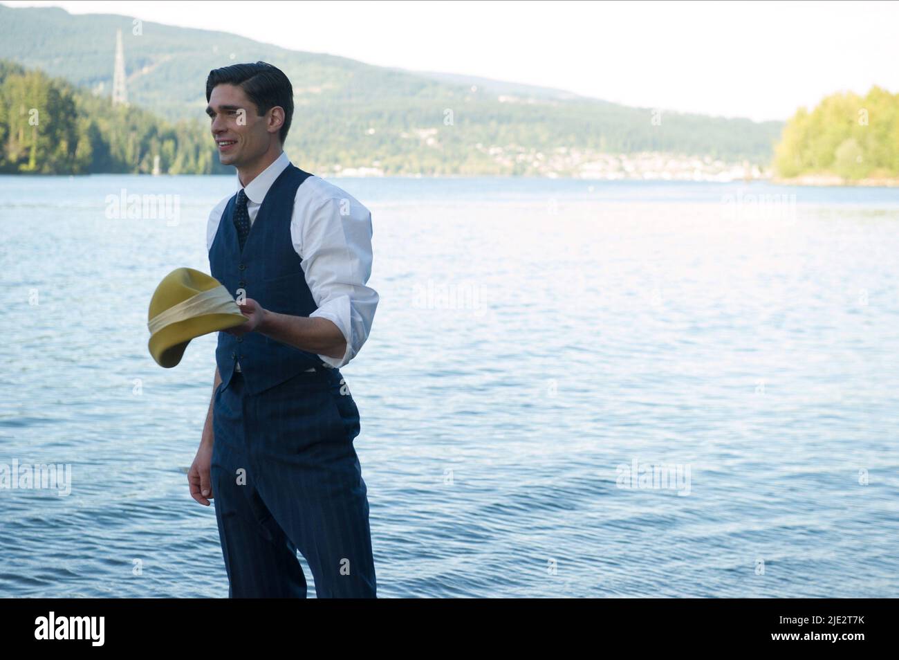 PETER J. GRAY, THE AGE OF ADALINE, 2015 Stock Photo - Alamy