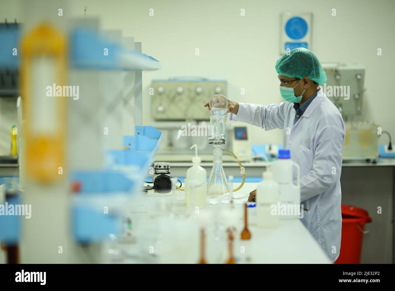 Pathology lab hi-res stock photography and images - Alamy