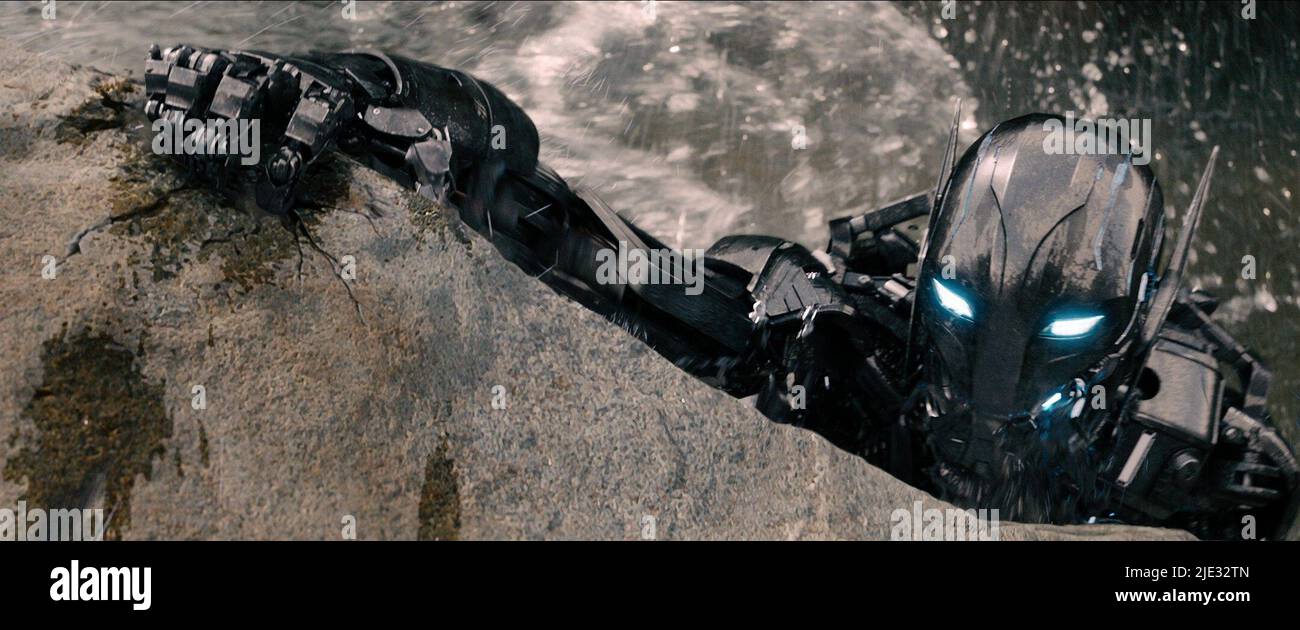 ROBOT, AVENGERS: AGE OF ULTRON, 2015 Stock Photo - Alamy