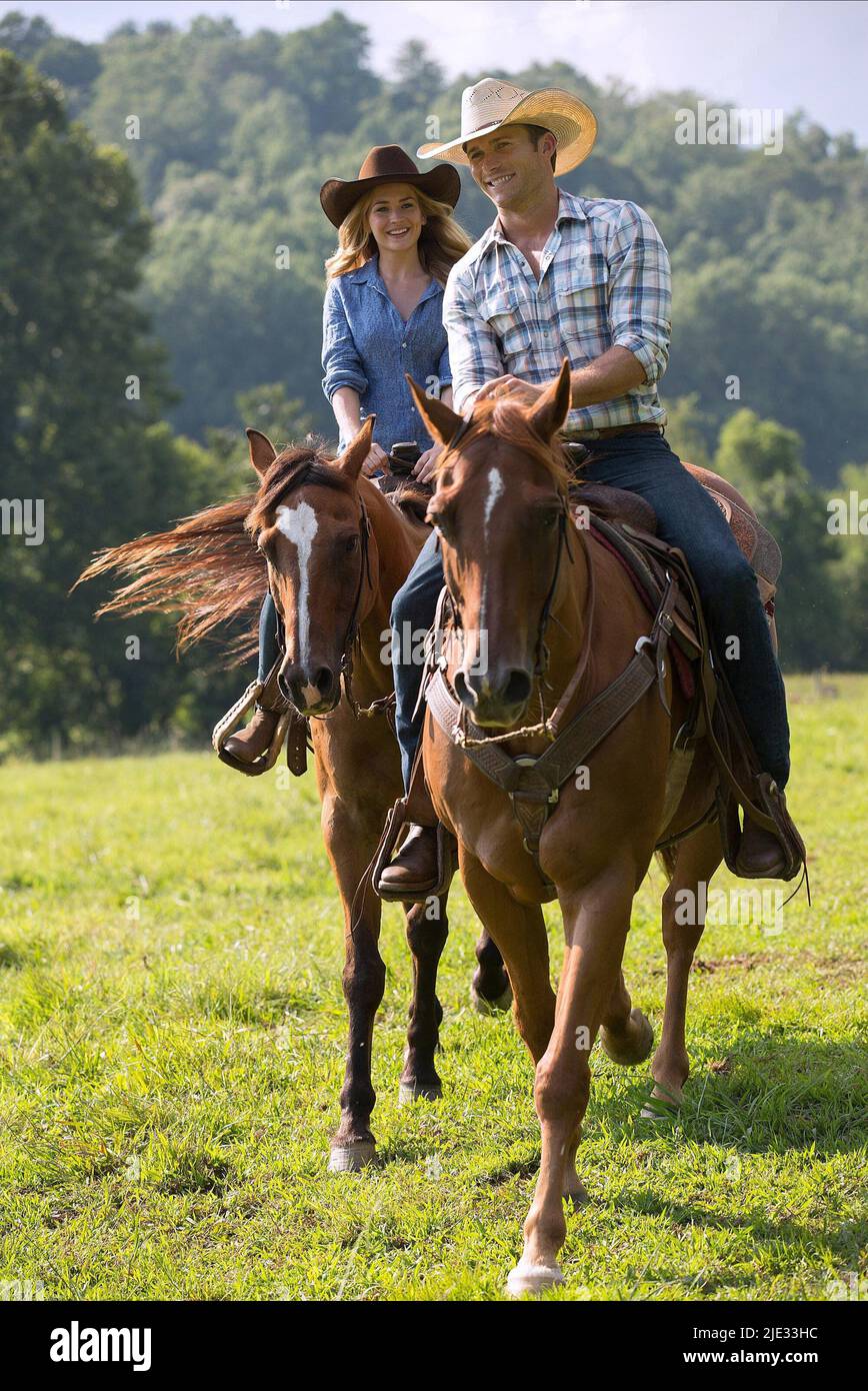 BRITT ROBERTSON, SCOTT EASTWOOD, THE LONGEST RIDE, 2015 Stock Photo - Alamy