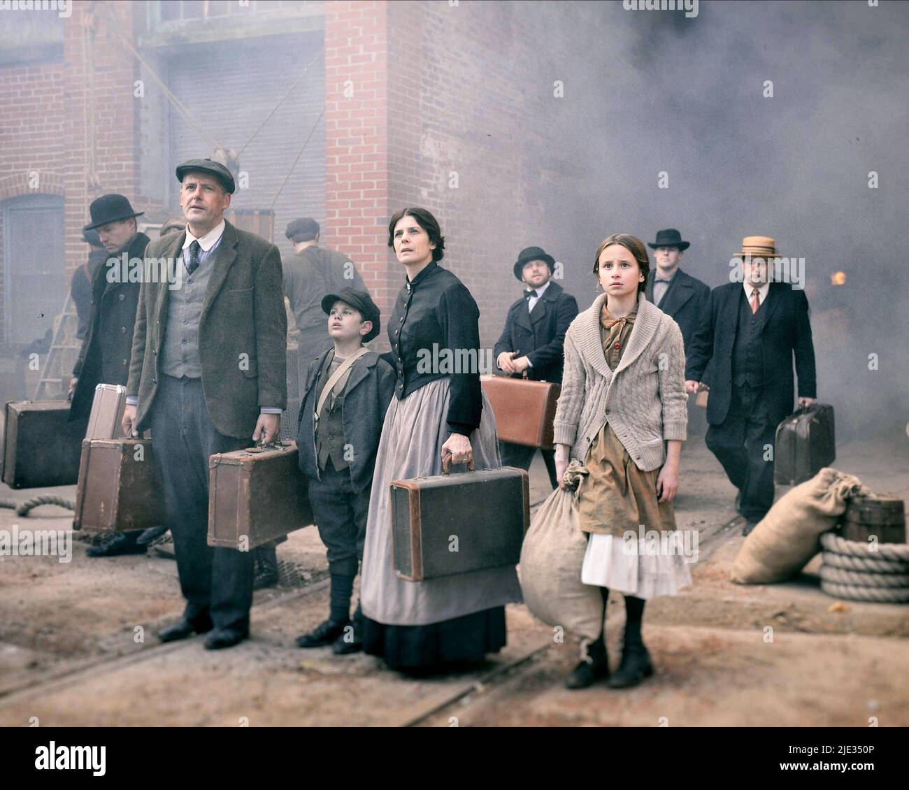 TONY SHARRA, JOSH PATTON, CATHERINE NASTASI, CARLY ROBELL, THE MAKING ...