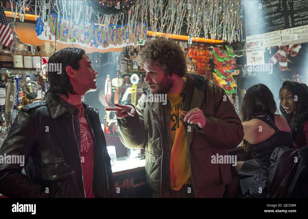 JOSEPH GORDON-LEVITT, SETH ROGEN, THE NIGHT BEFORE, 2015 Stock Photo ...