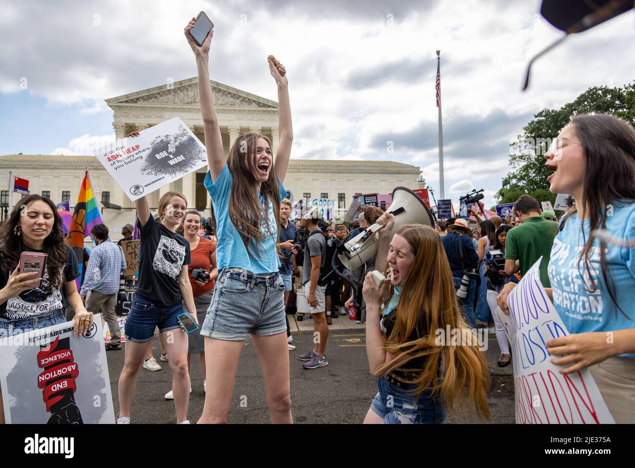 District Of Columbia, United States. 23rd June, 2022. Abortion-rights ...