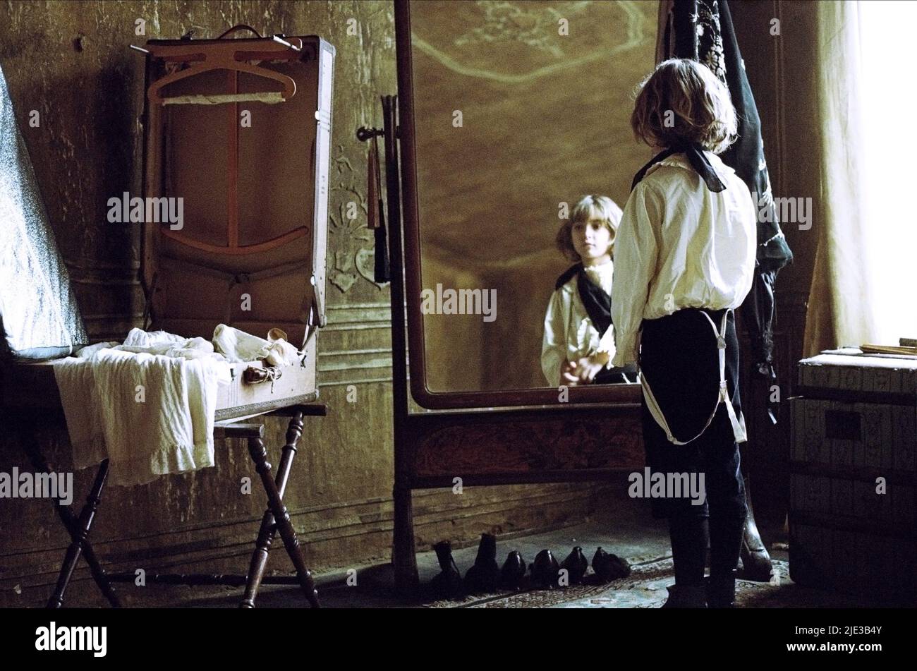 TOM SWEET, THE CHILDHOOD OF A LEADER, 2015 Stock Photo - Alamy