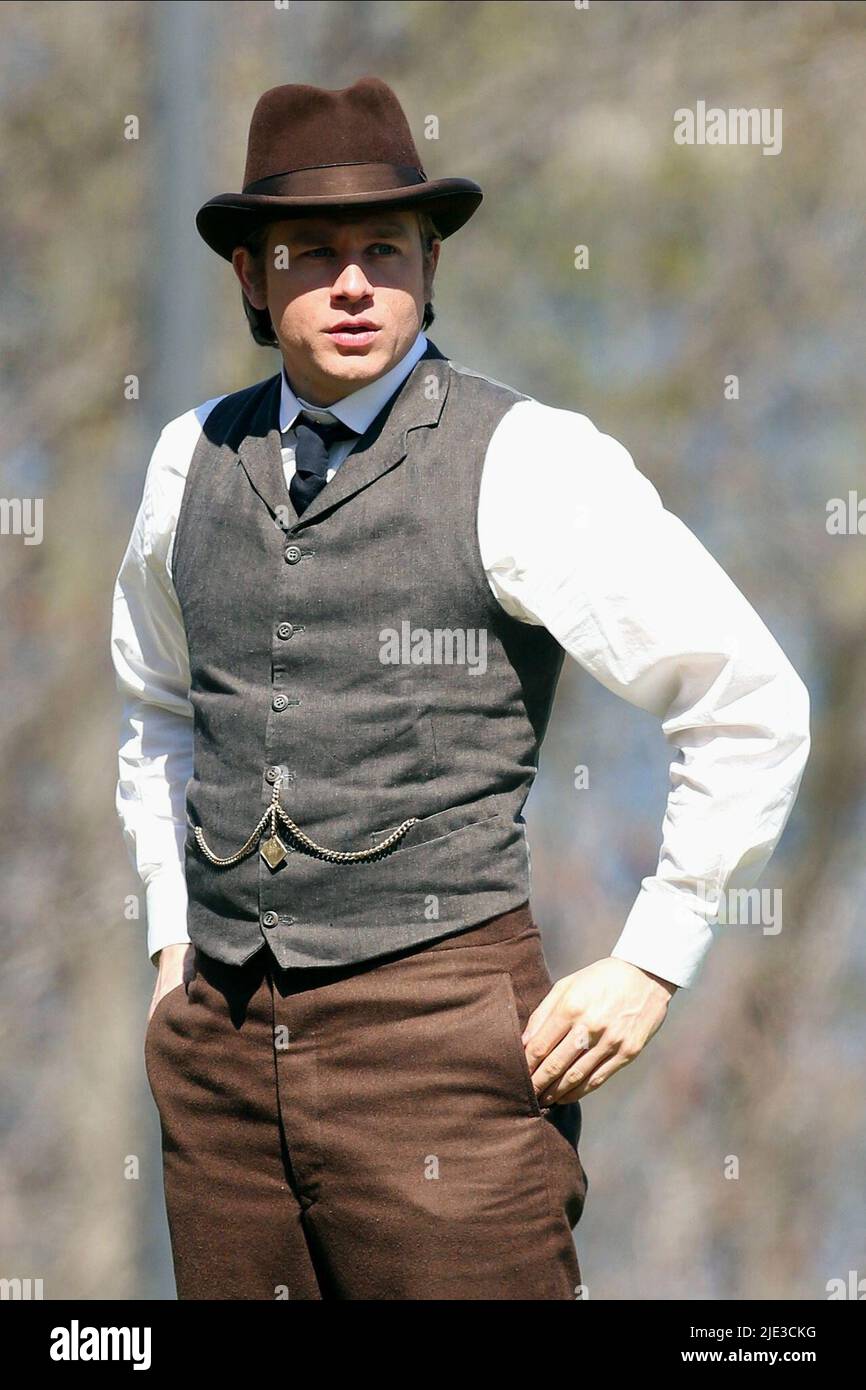 Crimson hat hi-res stock photography and images - Alamy