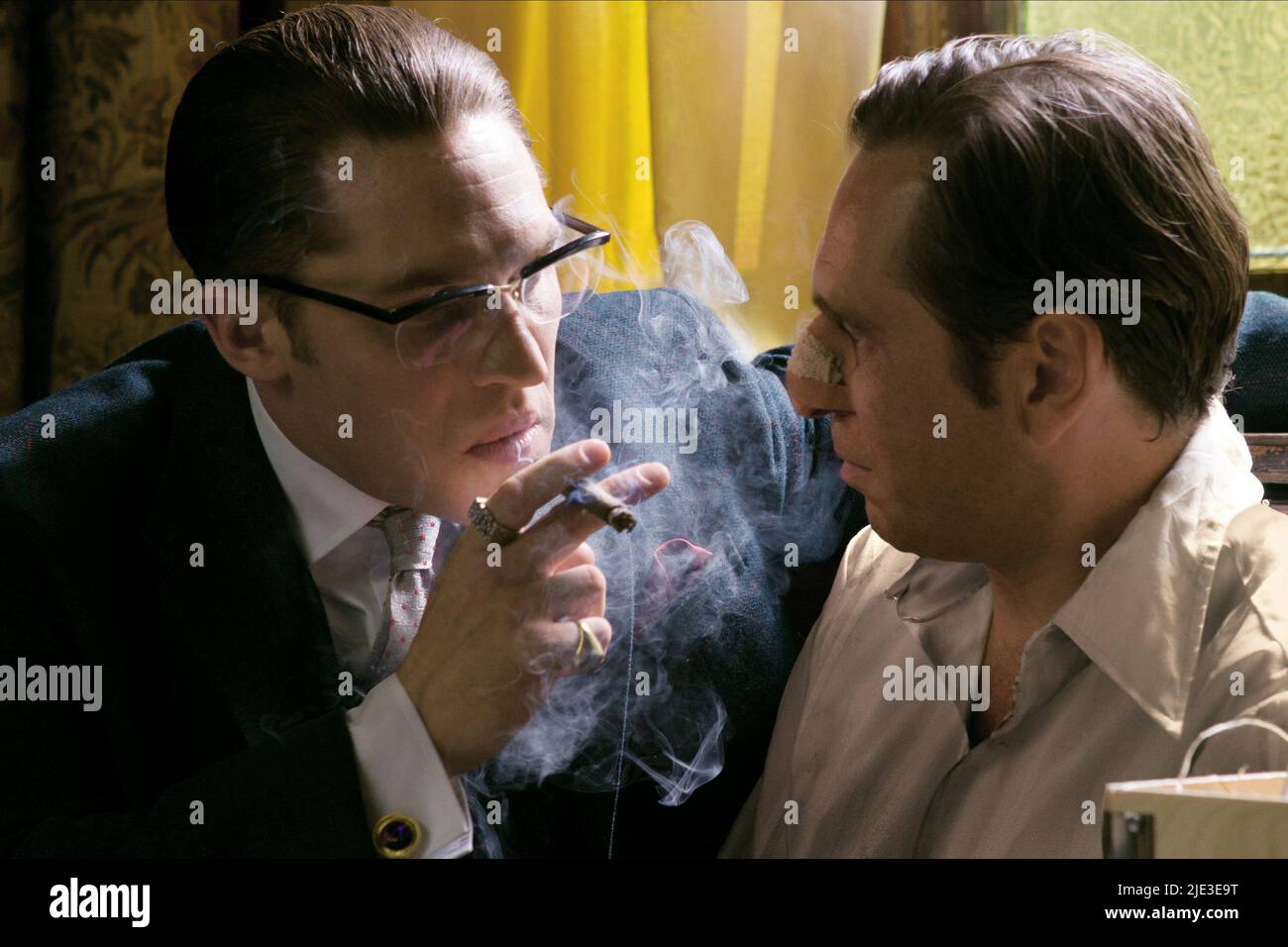 Tom hardy legend hi-res stock photography and images - Alamy