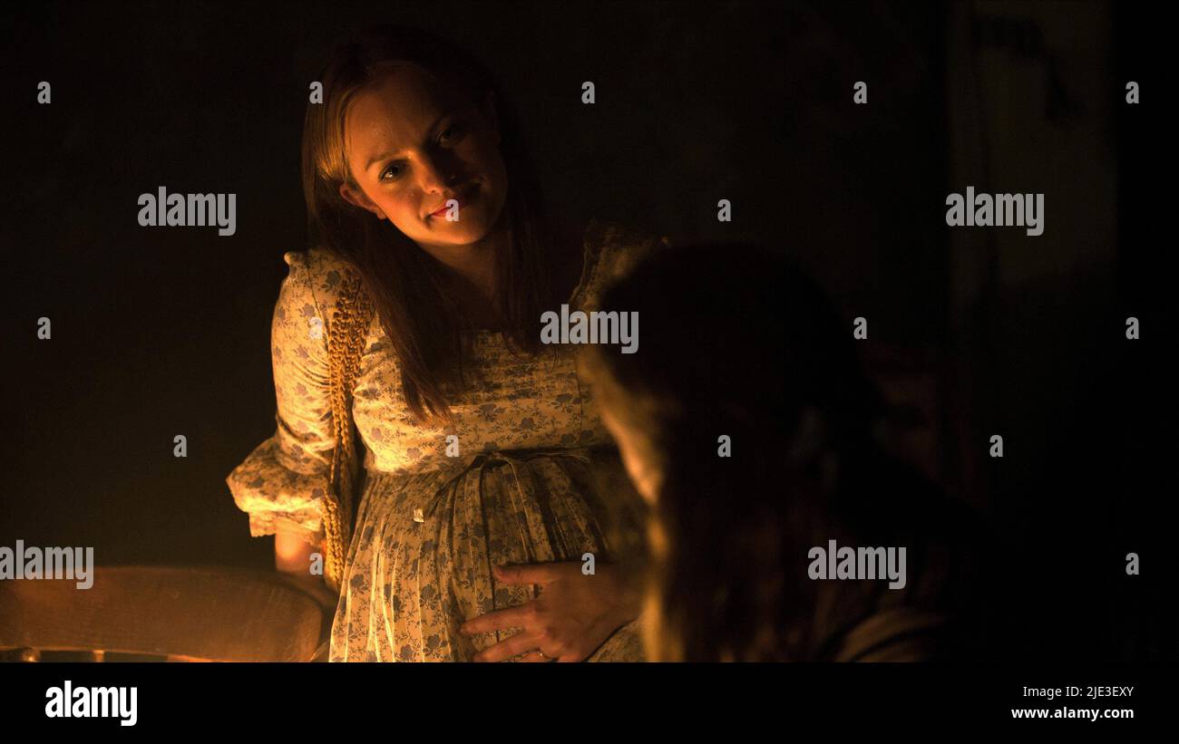 ELISABETH MOSS, HIGH-RISE, 2015 Stock Photo - Alamy