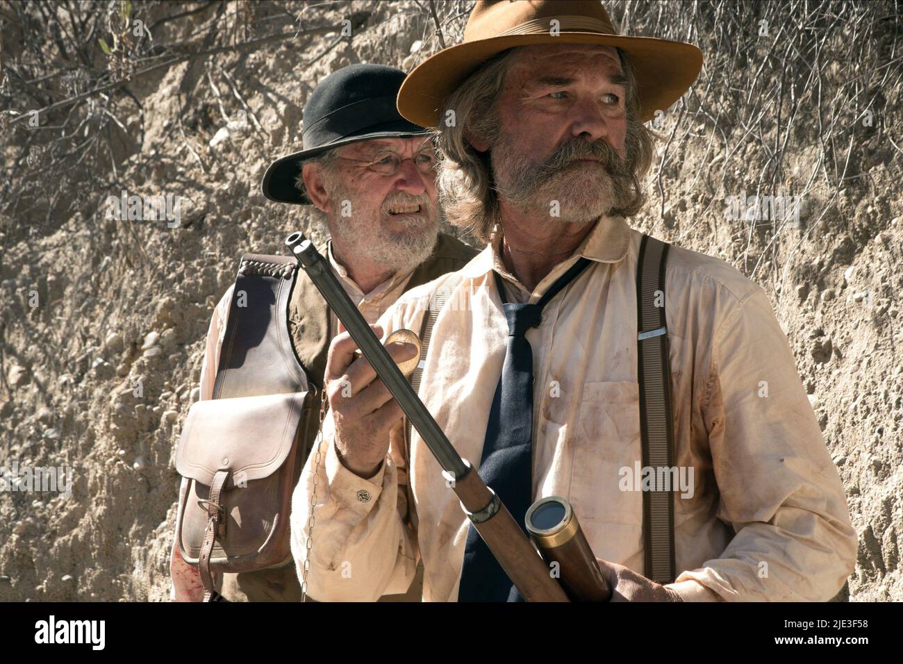 Bone tomahawk movie hi-res stock photography and images - Alamy