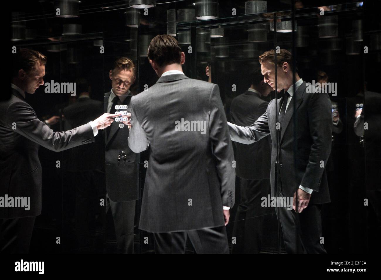 Tom hiddleston high rise hi-res stock photography and images - Alamy