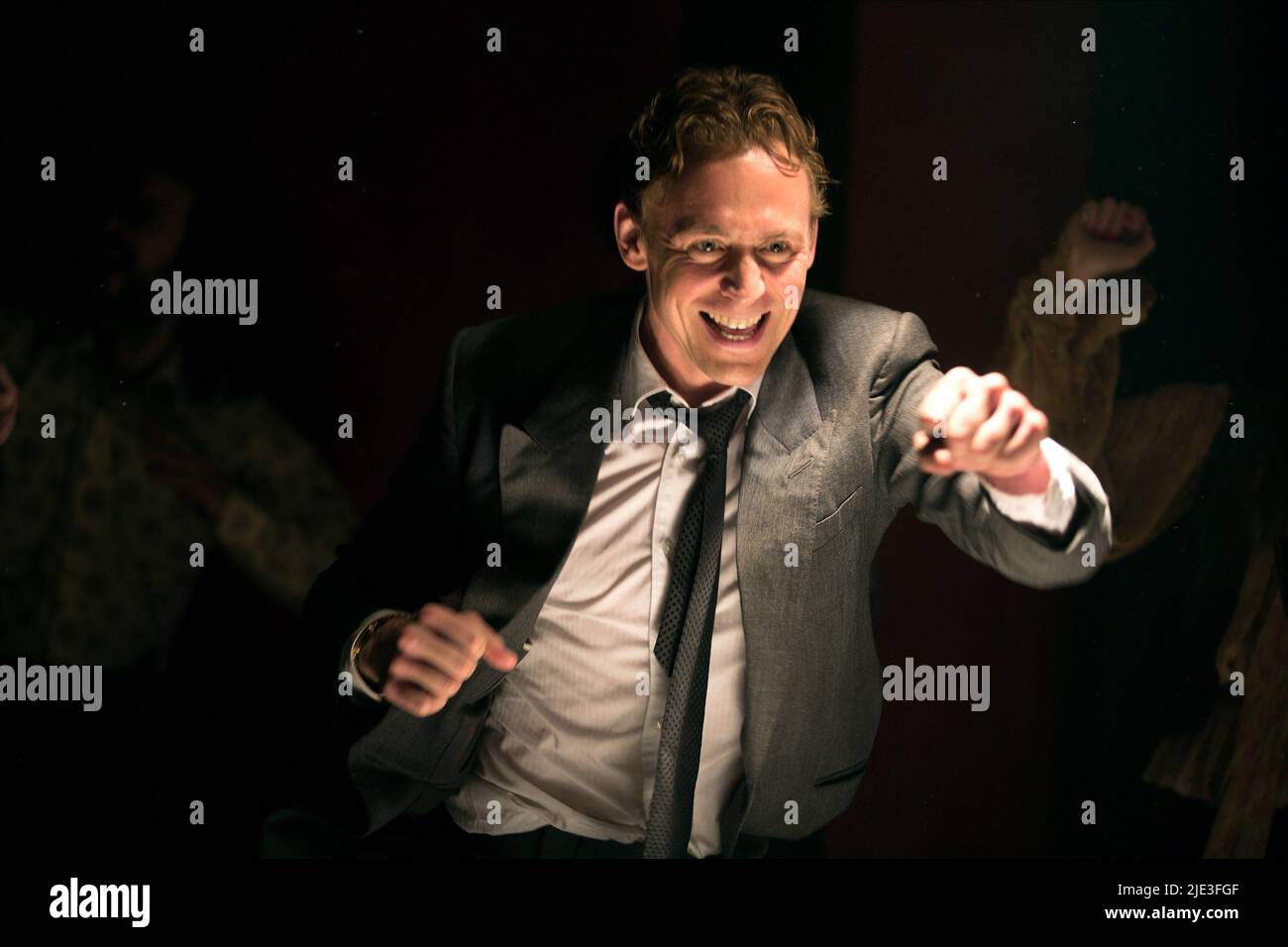 TOM HIDDLESTON, HIGH-RISE, 2015 Stock Photo - Alamy