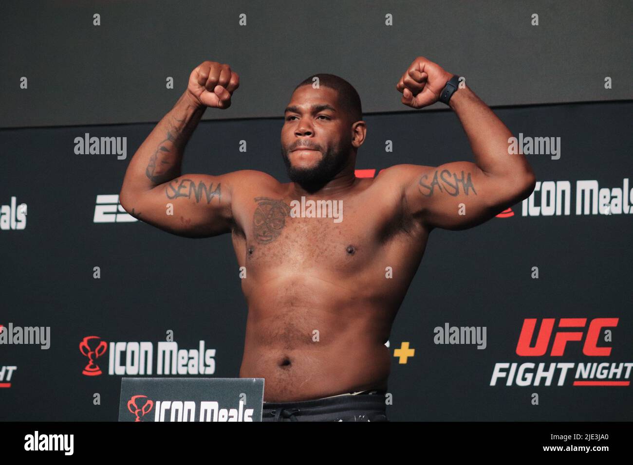 Alan baudot hi-res stock photography and images - Alamy