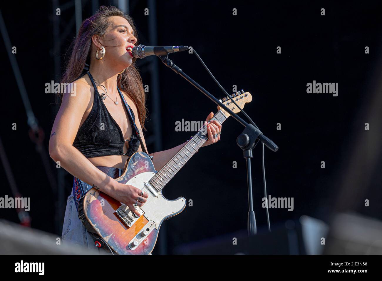 Lia metcalfe hi-res stock photography and images - Alamy