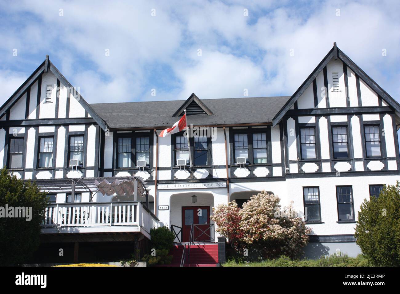 The Old Courthouse Inn at Townsite, Powell River, Sunshine Coast, BC ...