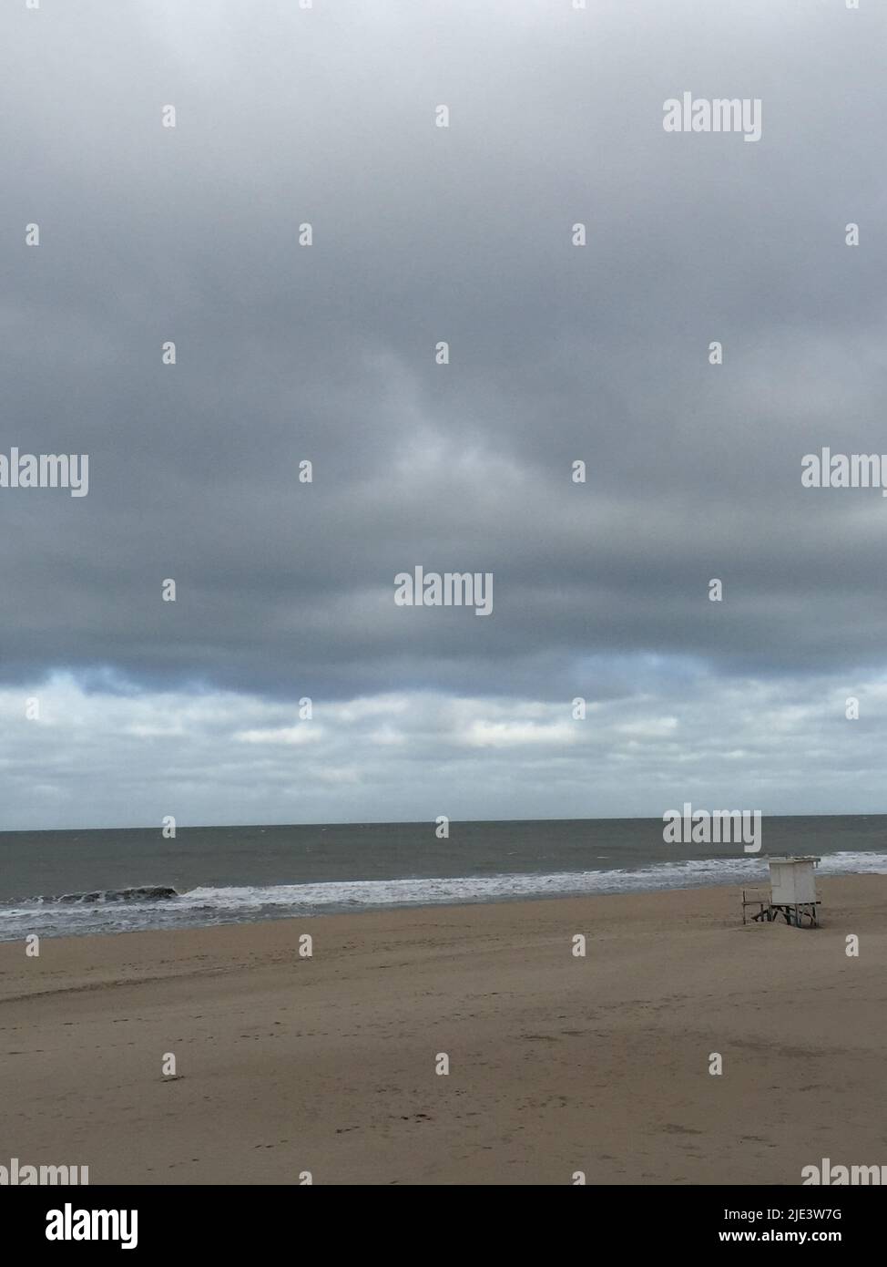 Beach sea buenos aires summer sand hi-res stock photography and images ...