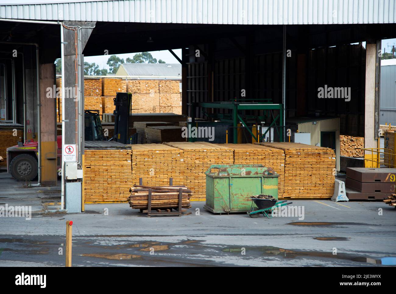 Australia timber industry hi-res stock photography and images - Alamy