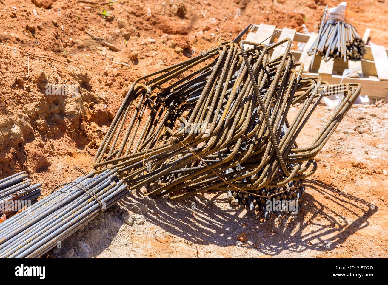 Steel reinforcement hi-res stock photography and images - Alamy
