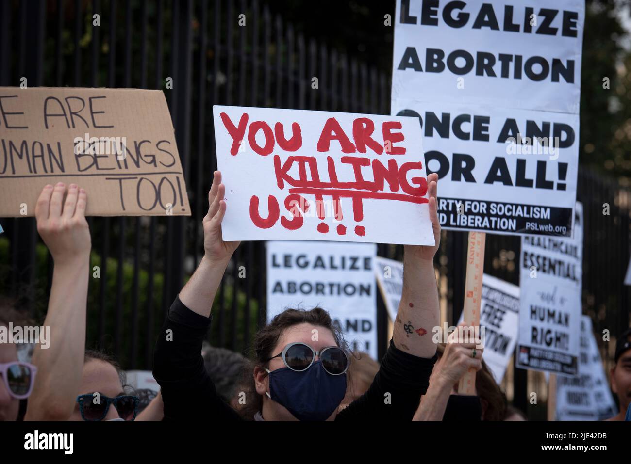 Atlanta, Georgia, USA. 24th June, 2022. Abortion rights activists ...
