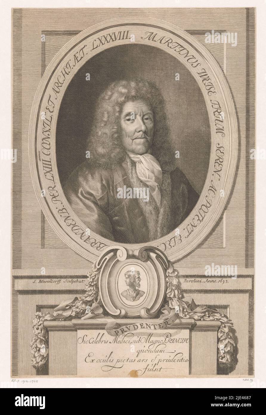 H 357 mm w 236 mm hi-res stock photography and images - Alamy