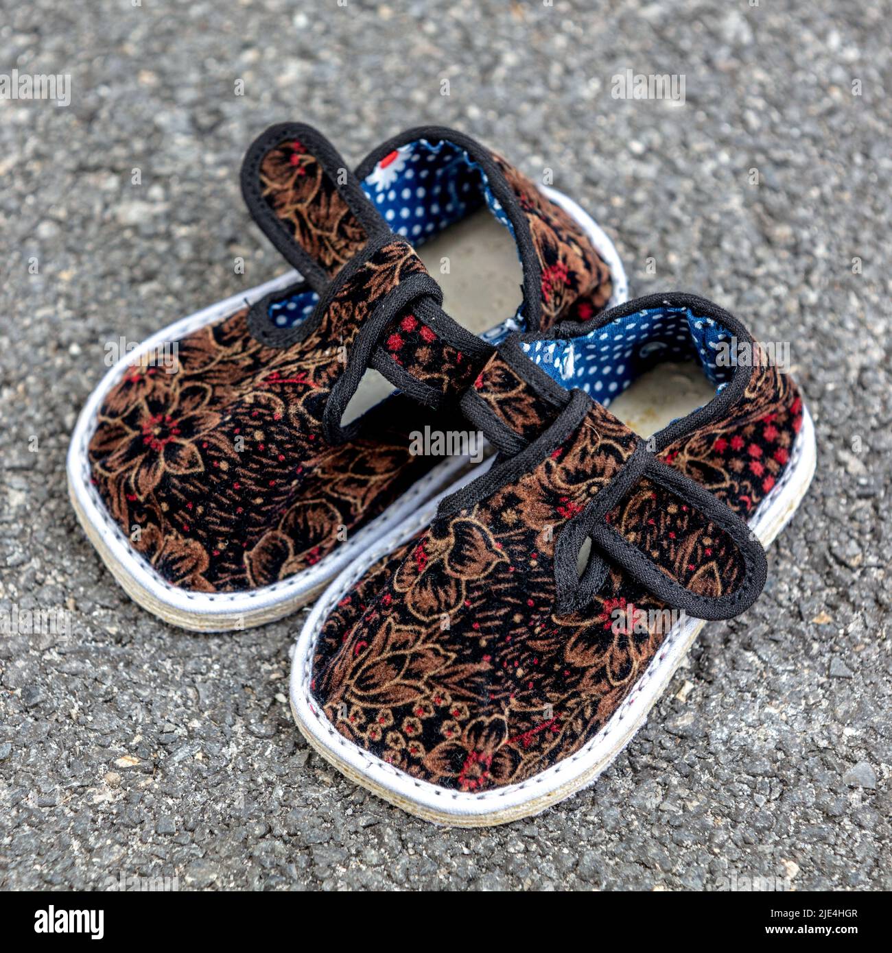 Cloth shoes hi-res stock photography and images - Alamy