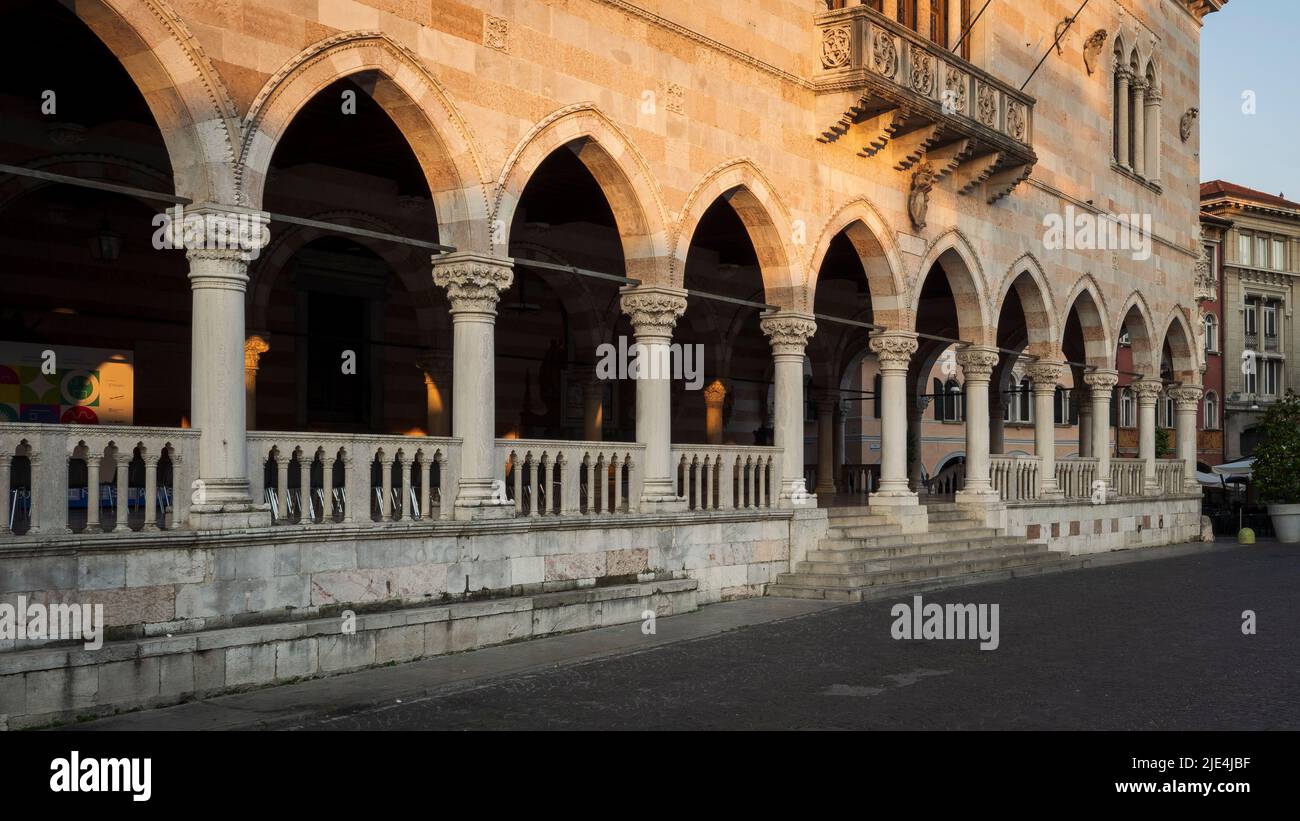 The "Loggia del Lionello", beautiful Venetian architecture Stock Photo ...