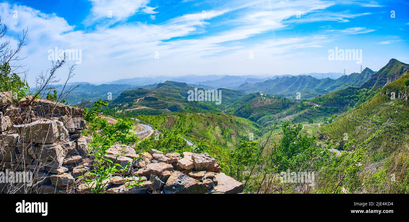 Great Wall of qi the ancient Great Wall stone the spring and autumn ...