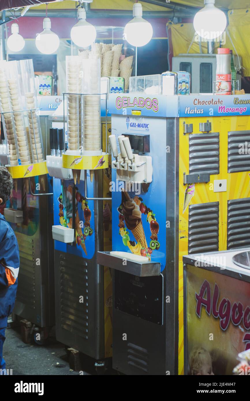 Ice-cream vending machine Stock Photo - Alamy