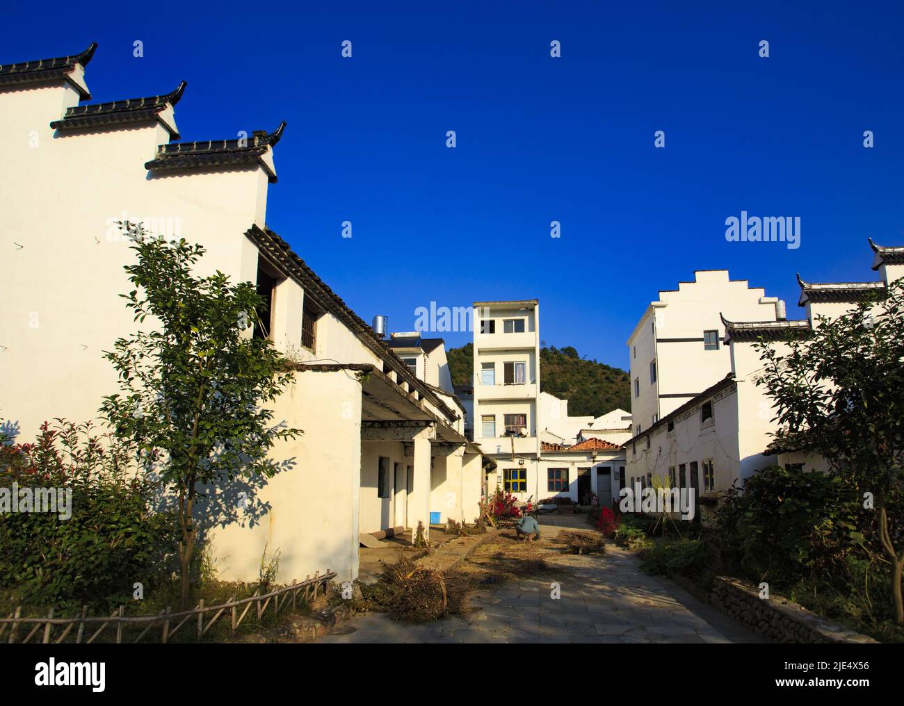 Zhejiang taizhou xianju towns villages new village Stock Photo - Alamy