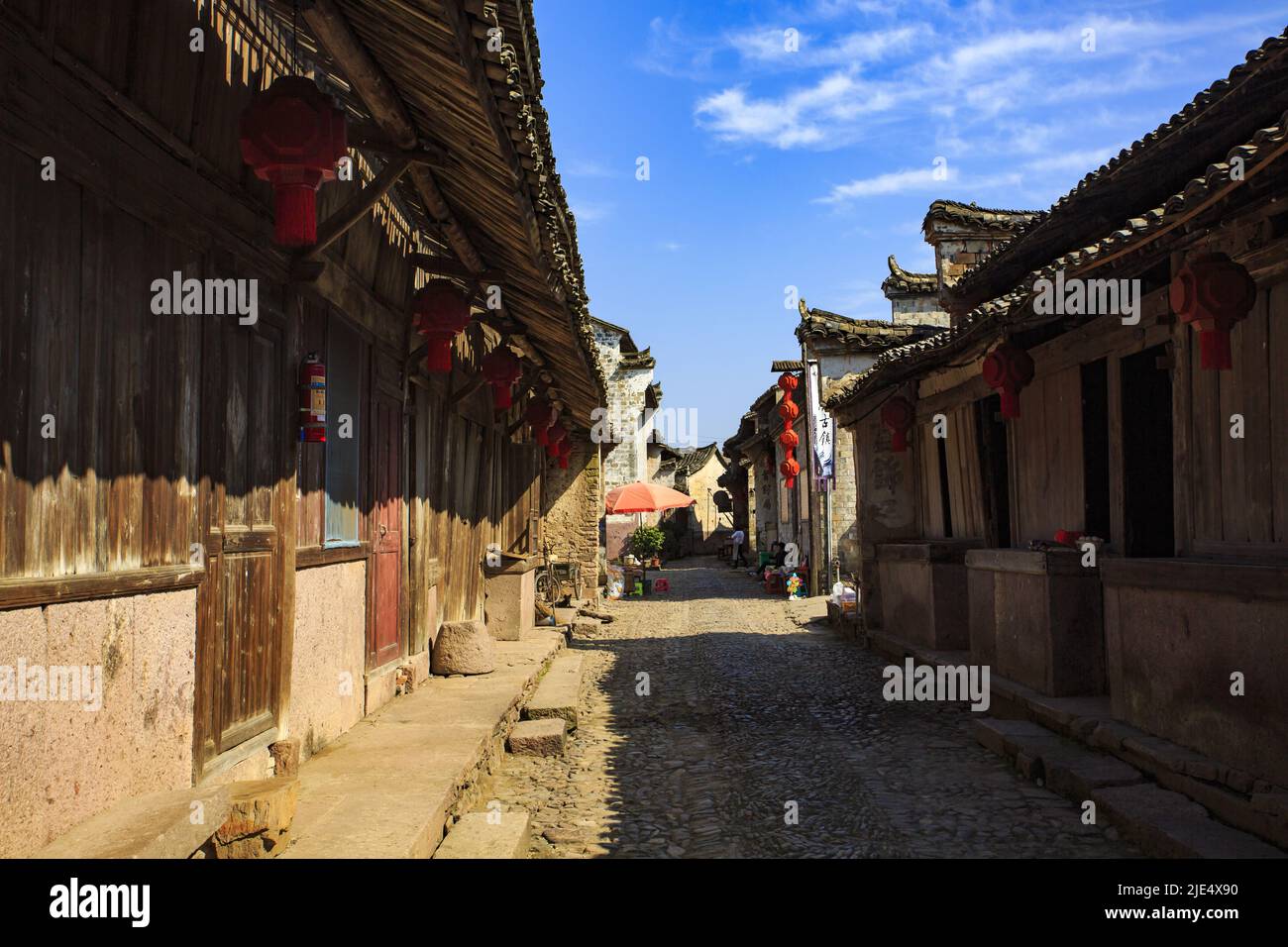 Guzhen street hi-res stock photography and images - Alamy