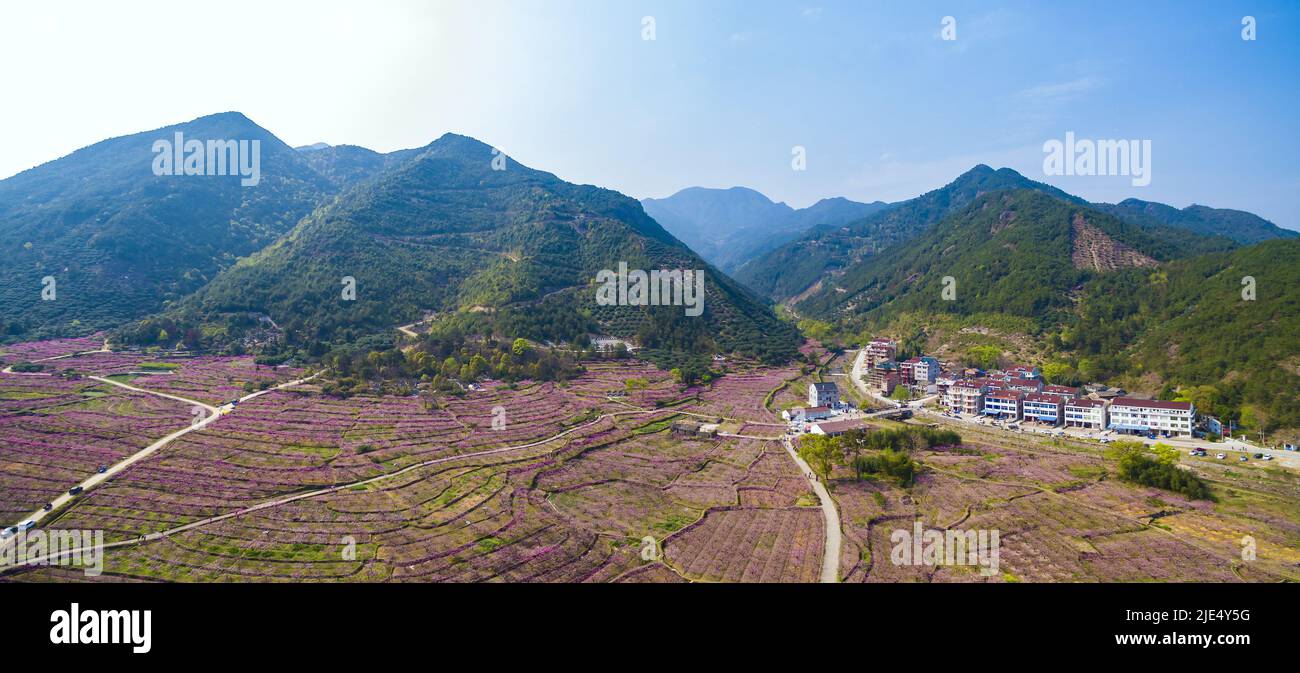 Shangguan village hi-res stock photography and images - Alamy